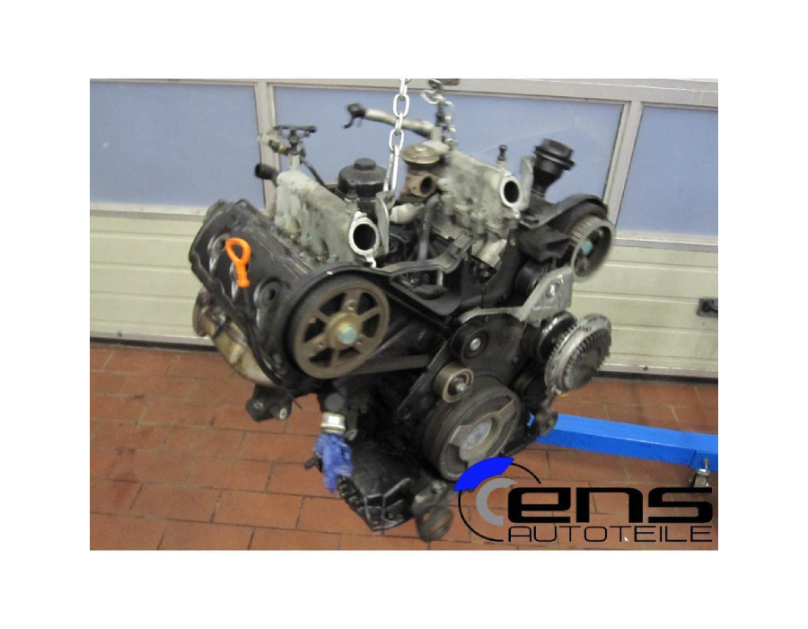 Audi A6 4B BFC 2,5 TDI V6 Motor Komplett ohne Anbauteile Motorschaden ...